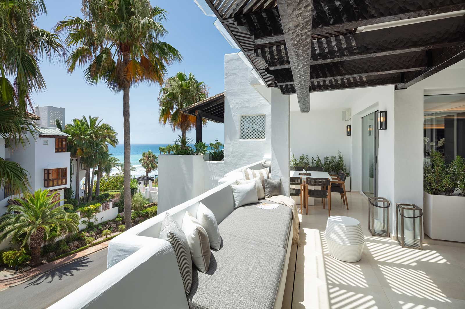 Trendsetting Terrace and Balcony Ideas for 2024: Elevate Your Outdoor ...