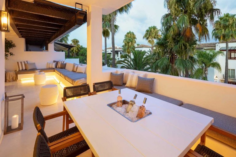 Trendsetting Terrace and Balcony Ideas for 2024: Elevate Your Outdoor ...