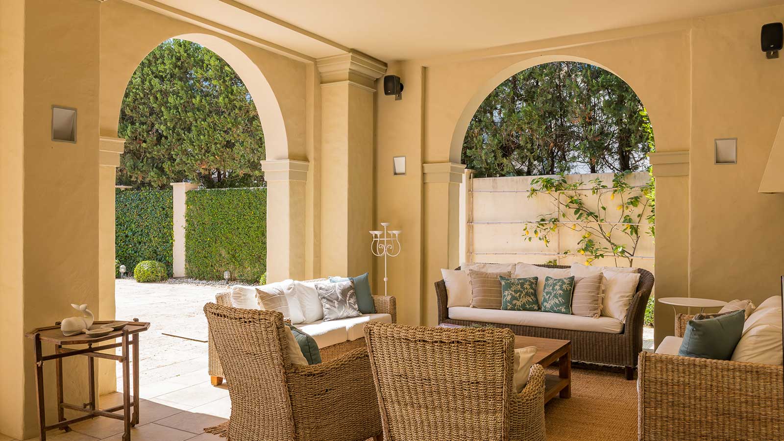 Trendsetting Terrace and Balcony Ideas for 2024: Elevate Your Outdoor ...