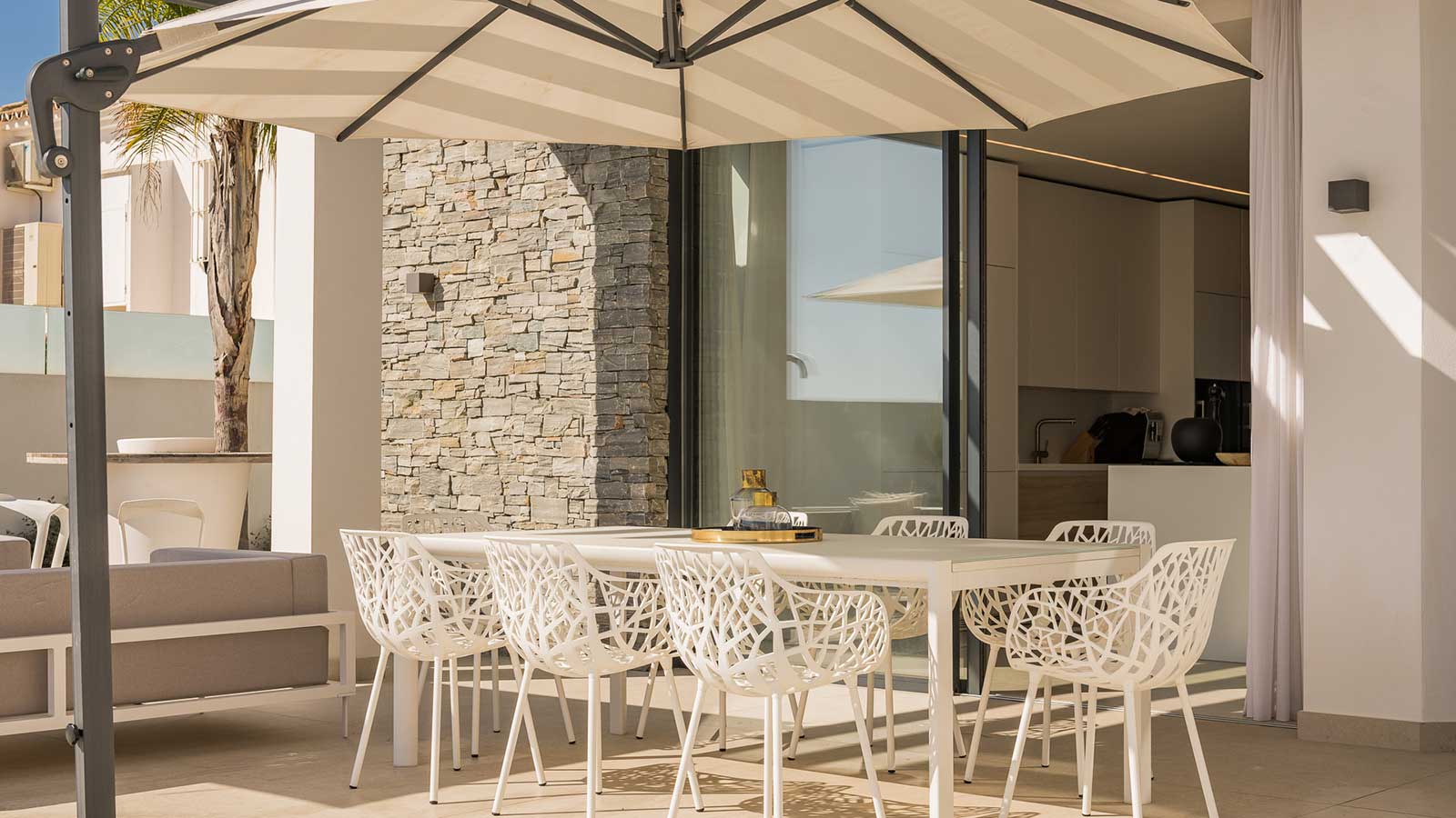 Trendsetting Terrace and Balcony Ideas for 2024: Elevate Your Outdoor ...